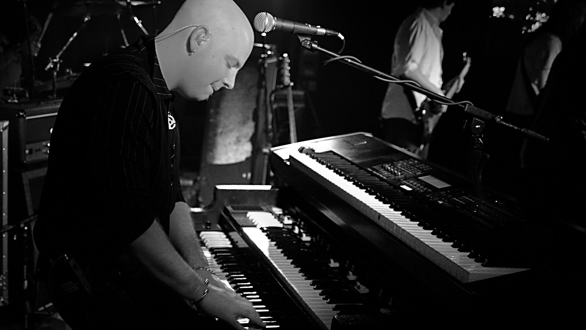 ECE - MIKE HUFFMAN RED PIANO SHOW